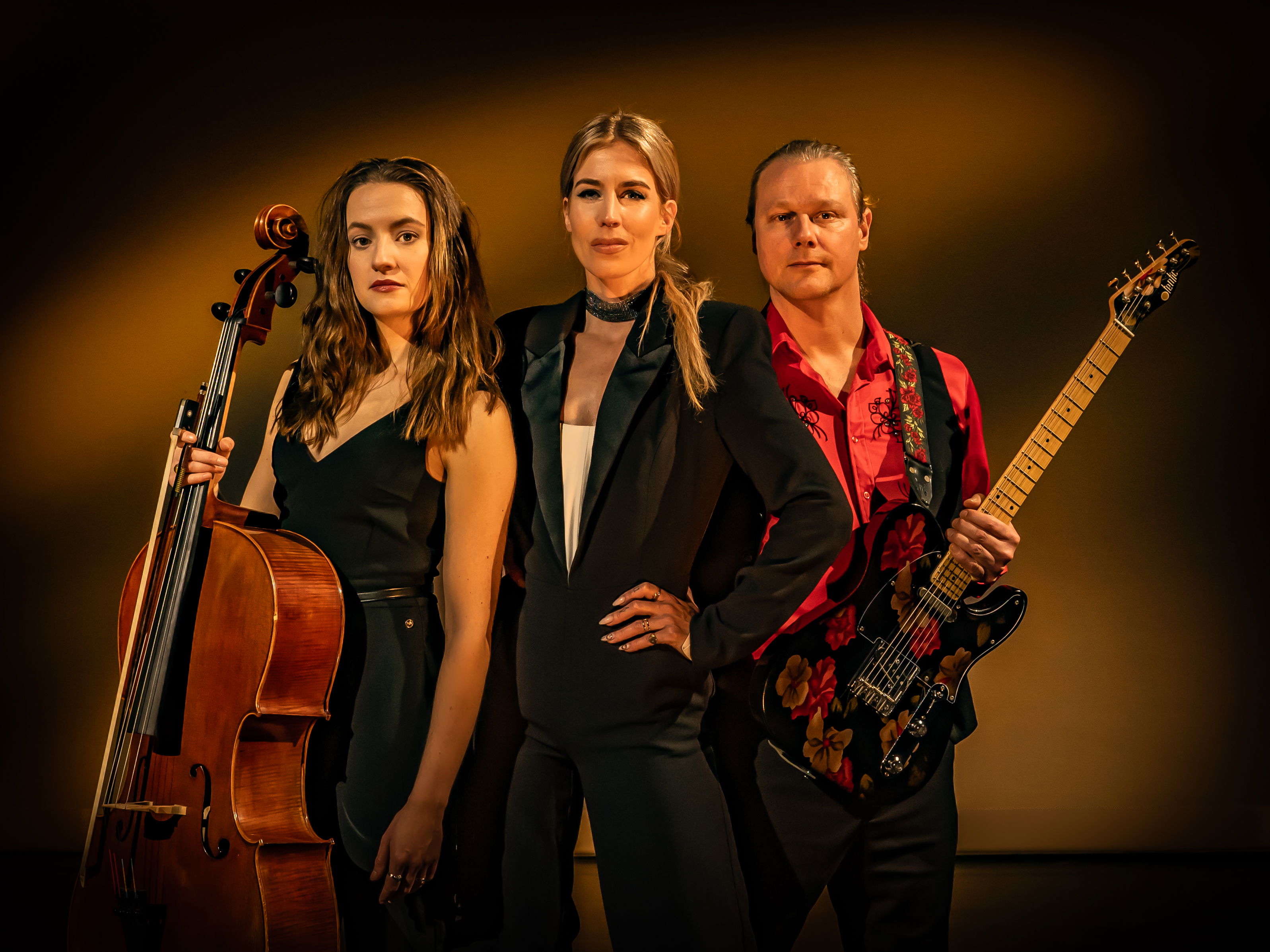 Elske DeWall - biografie - De Tamboer